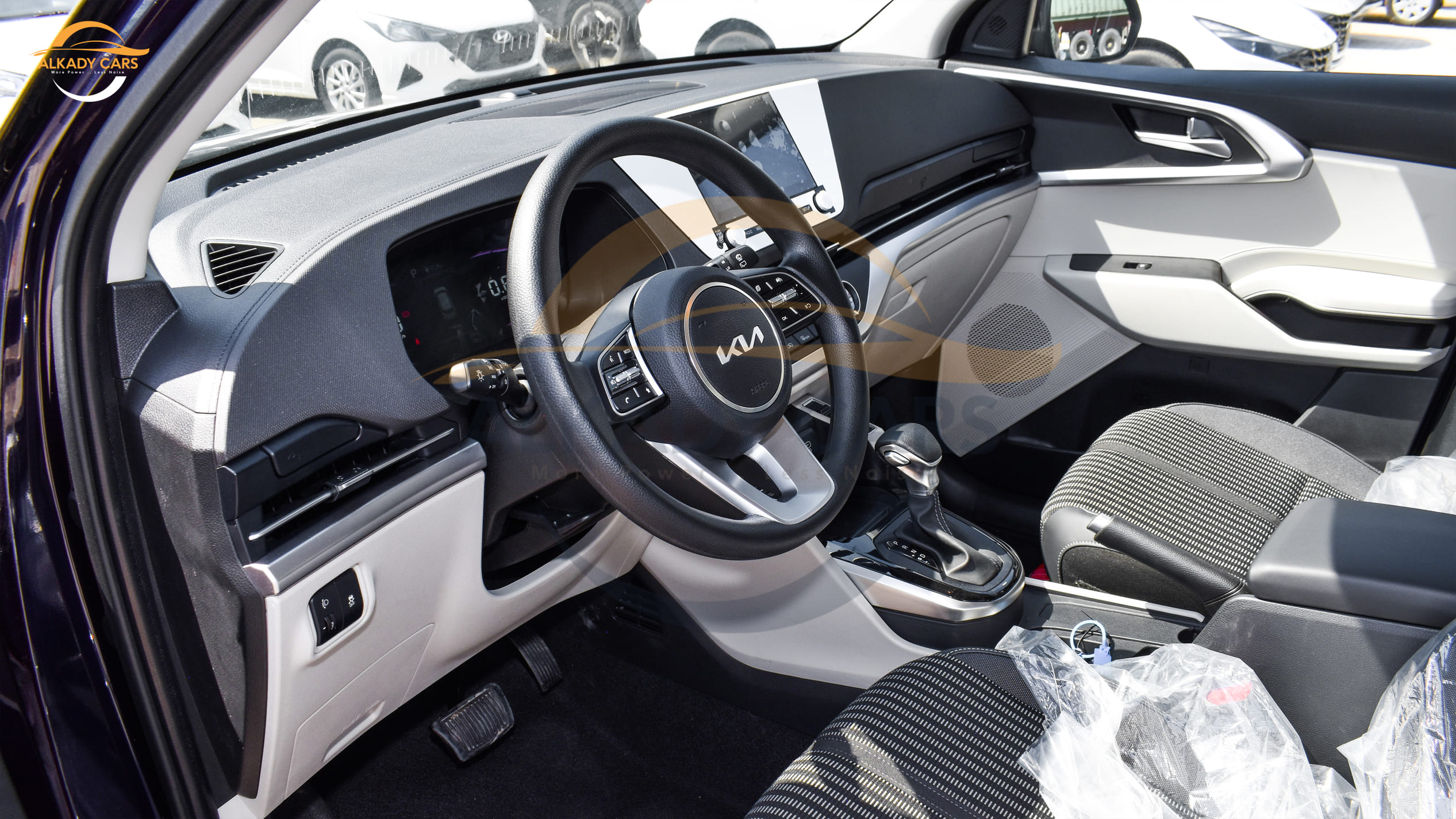 KIA CARENS 1.5L 7-SEATS MODEL 2024 GCC SPECS