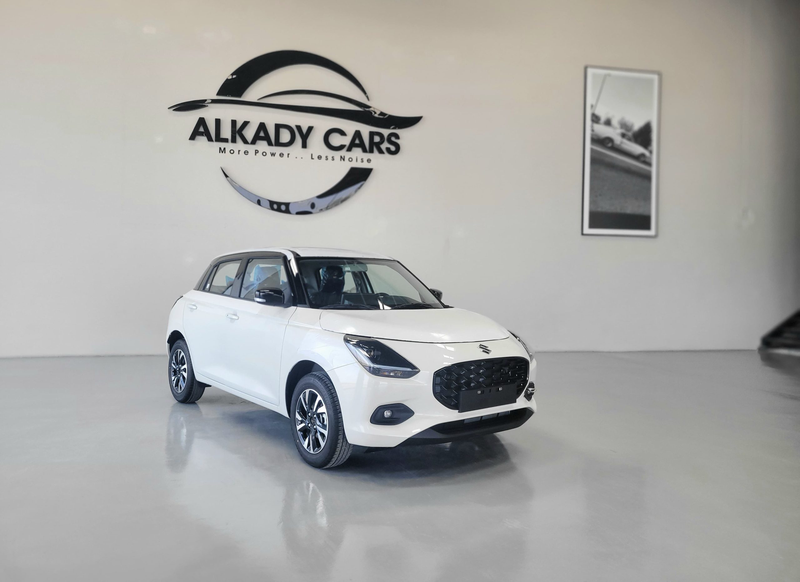 Suzuki Swift GLX 2026 Dual Tone - Alkadycars