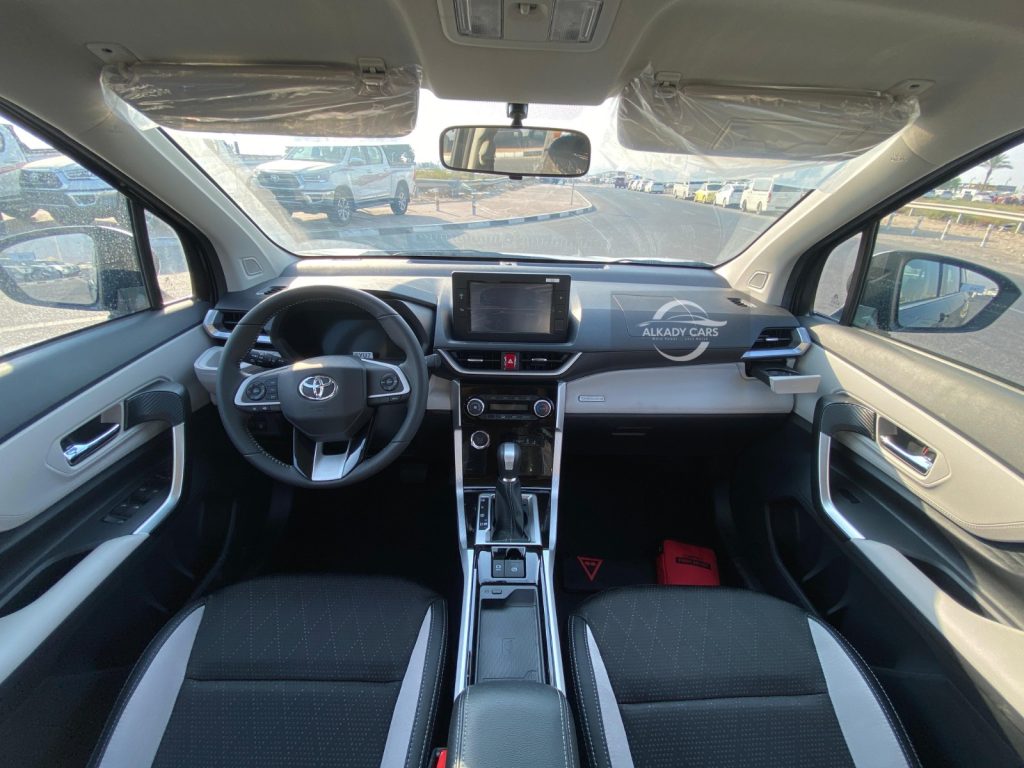TOYOTA VELOZ 1.5L 2025 WITH 5 DOOR - GCC SPECS - Alkadycars