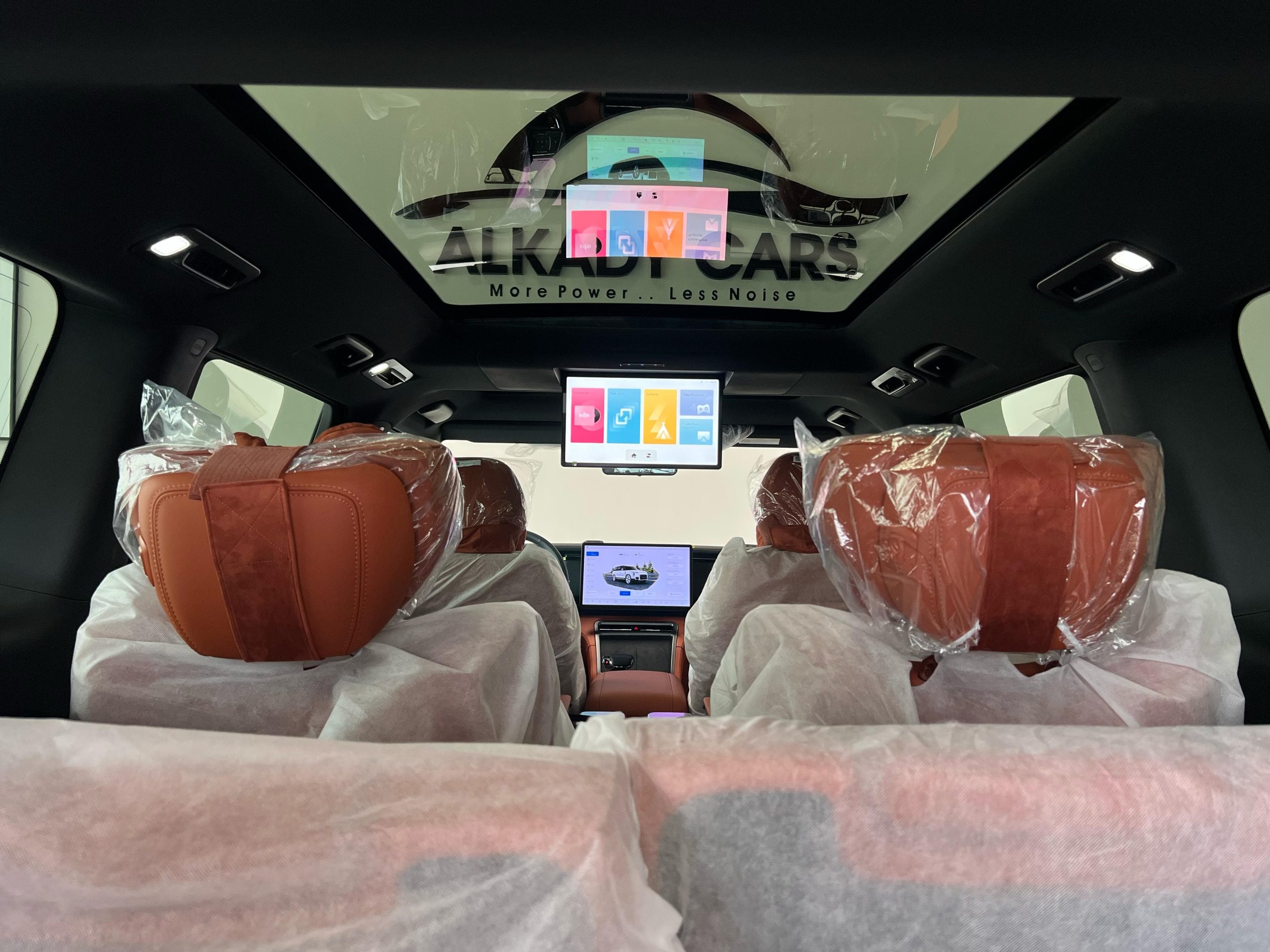 ROX 01 VIP Luxury 6-Seater 2024 - Alkadycars