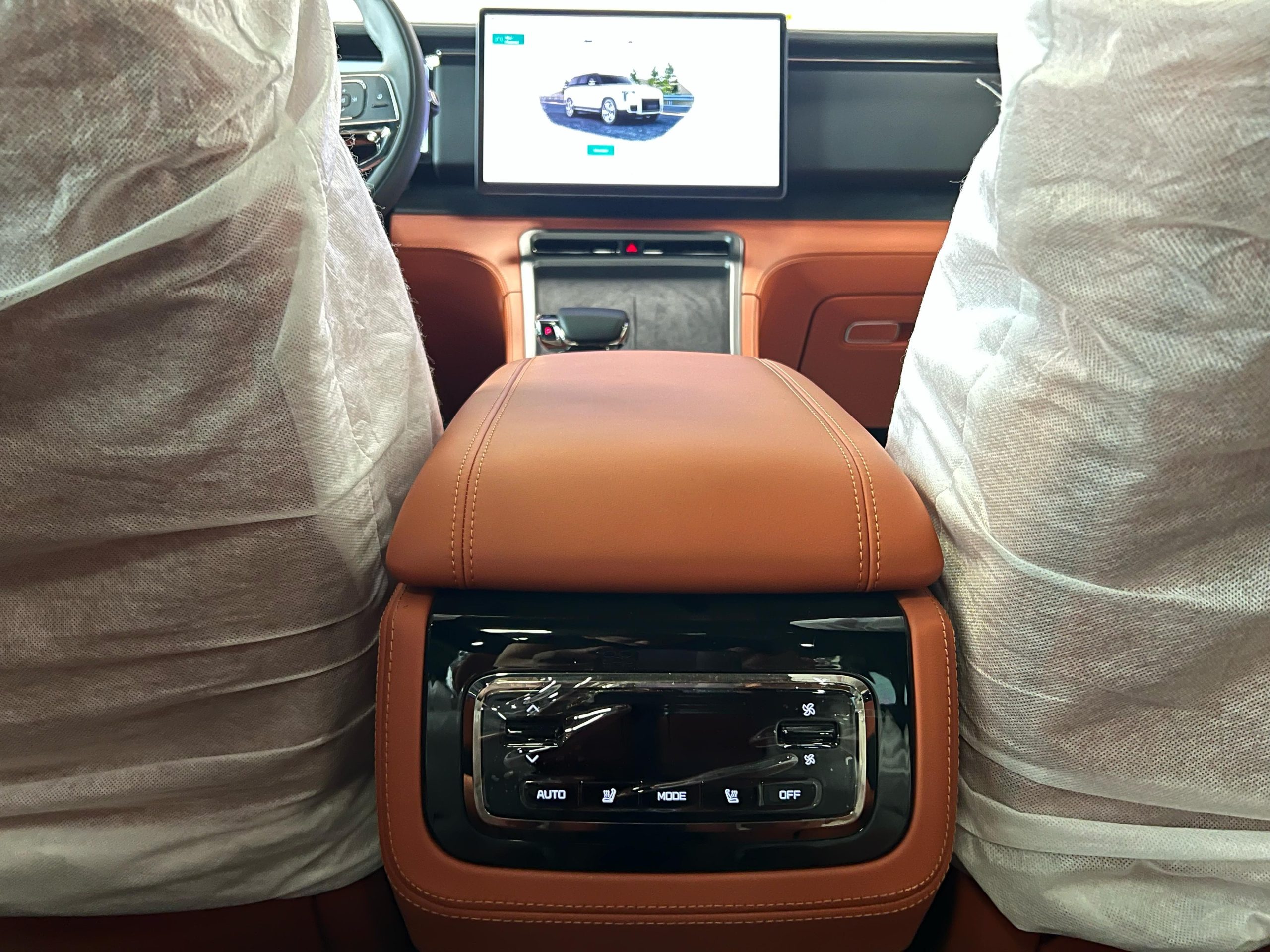 ROX 01 VIP Luxury 6-Seater 2024 - Alkadycars