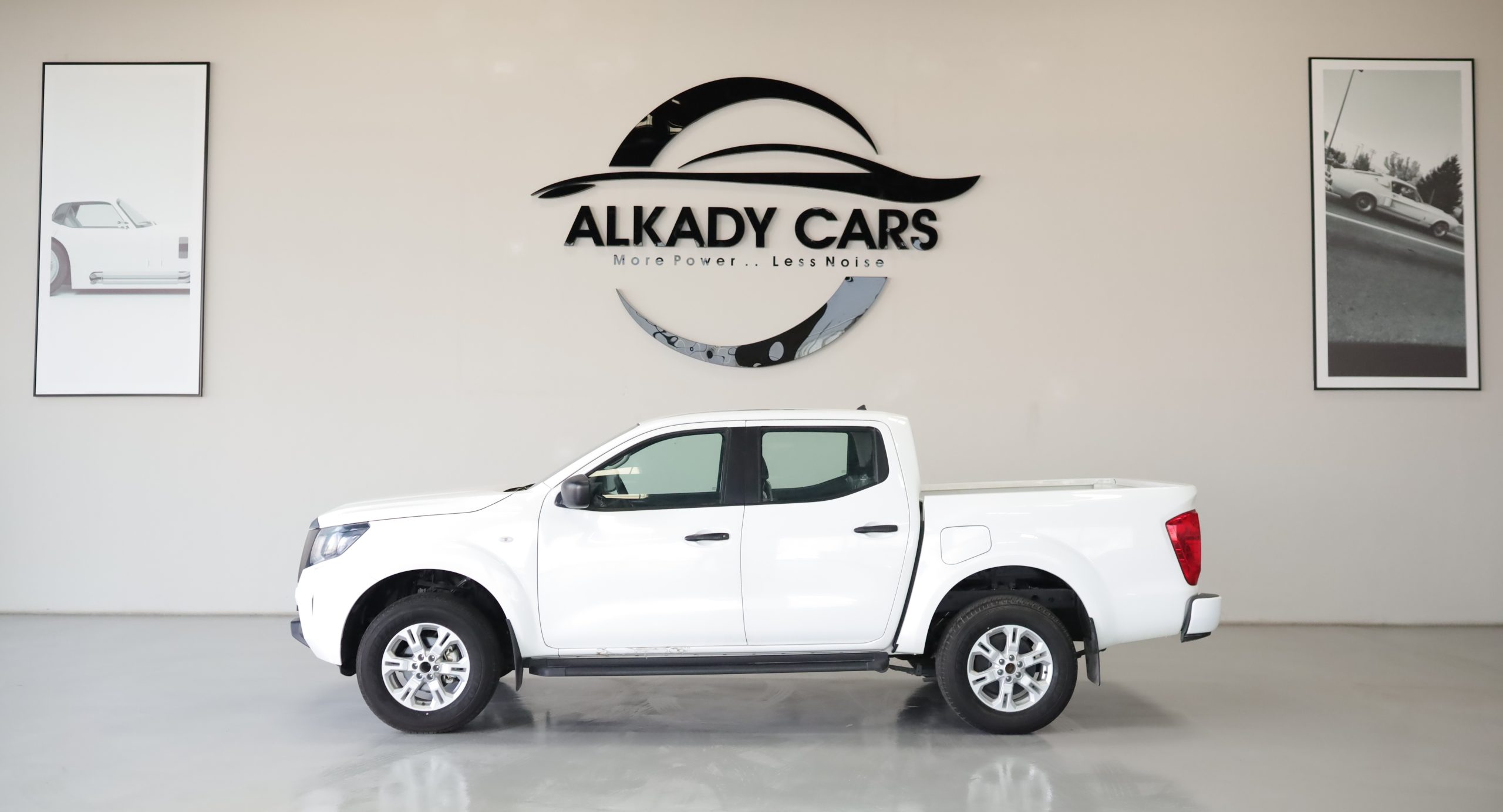 NISSAN NAVARA 2.5 PETROL SE 4X2 MT DC PLUS - Alkadycars