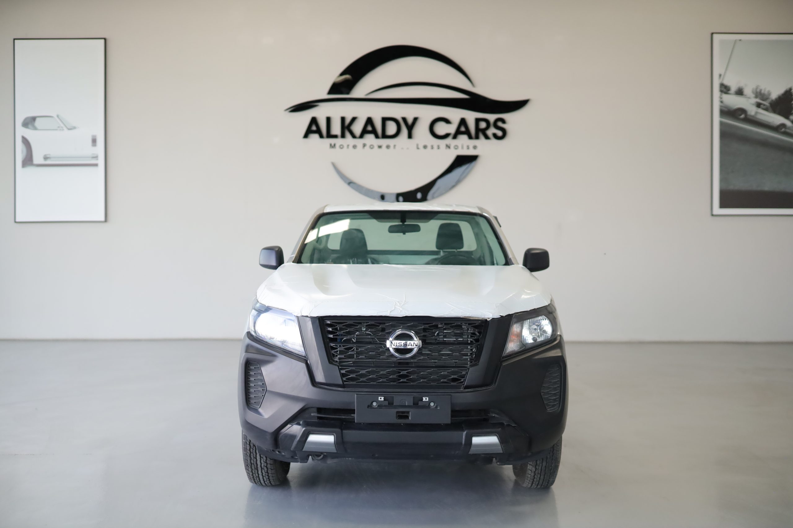 NISSAN NAVARA 2.5 PETROL XE 4X2 MT SC PLUS - Alkadycars