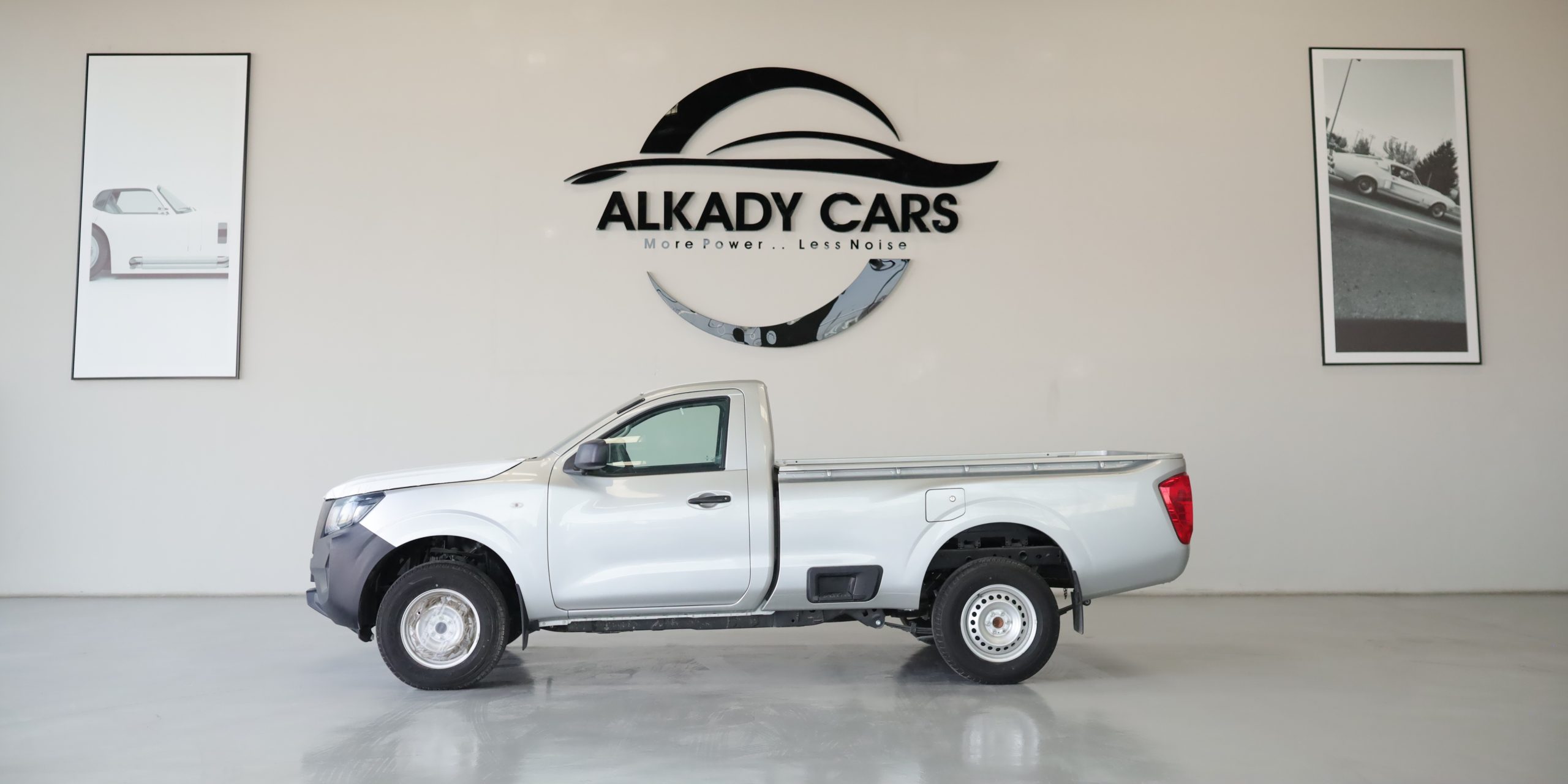 NISSAN NAVARA 2.5 PETROL XE 4X2 MT SC PLUS - Alkadycars