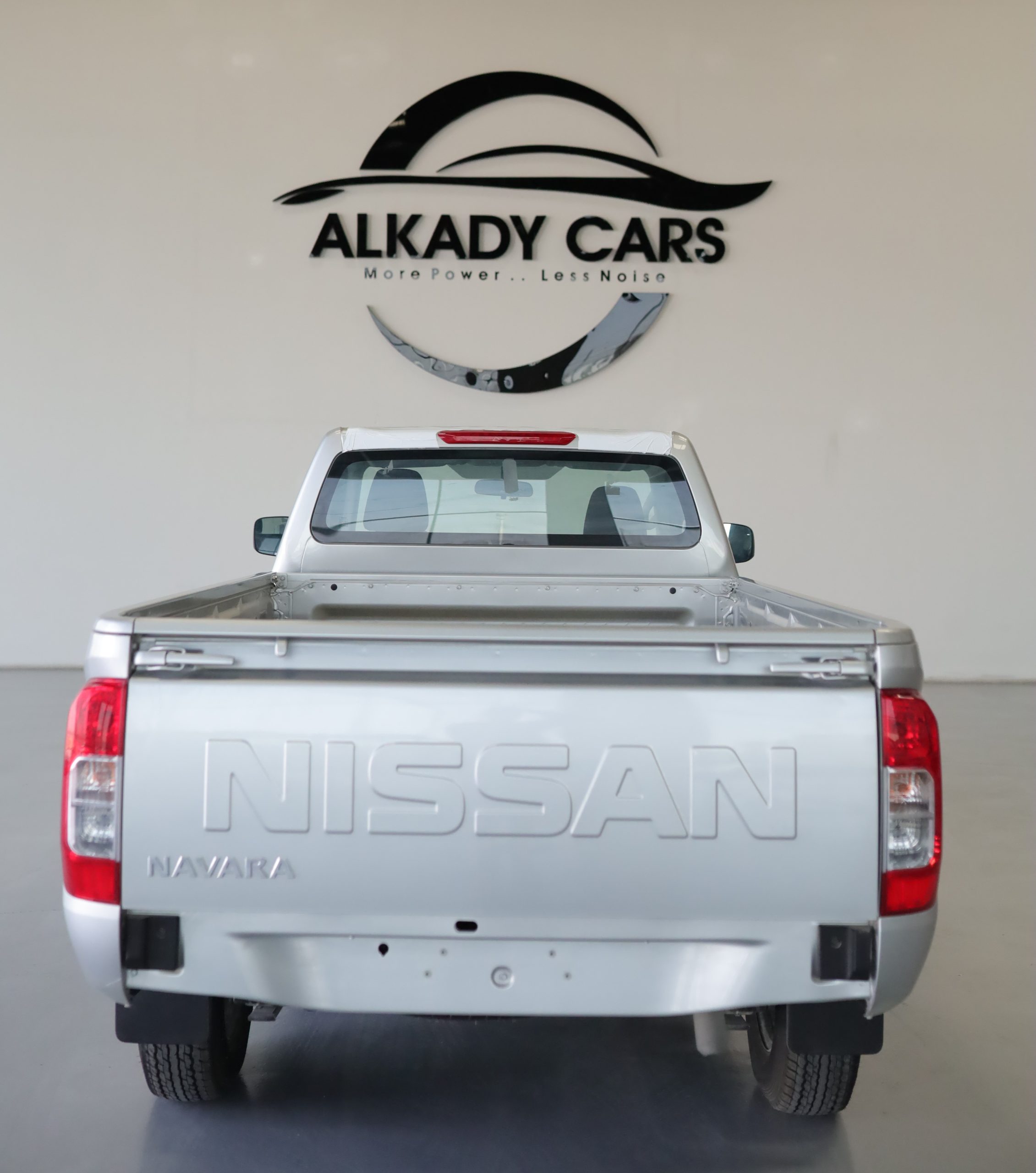 NISSAN NAVARA 2.5 PETROL XE 4X2 MT SC PLUS - Alkadycars