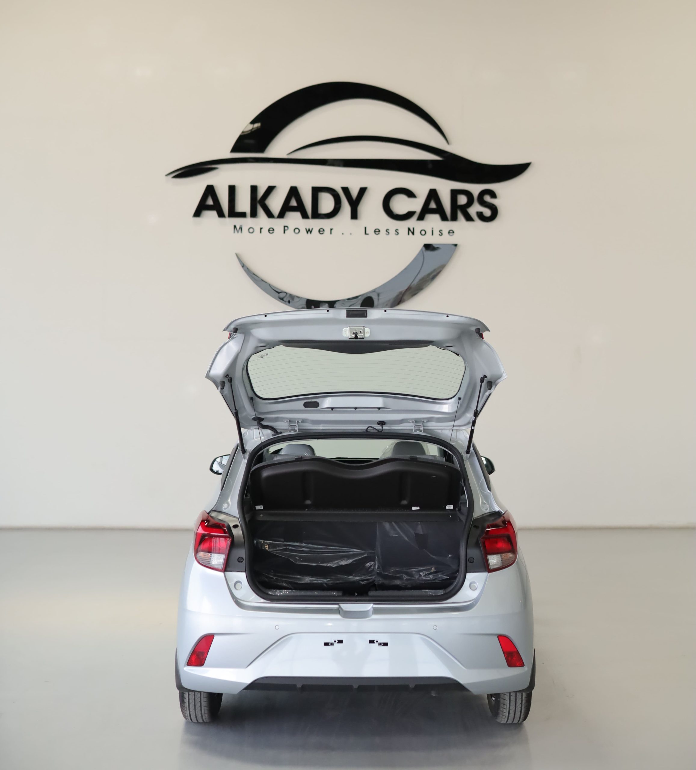 HYUNDAI GRAND i10 MODEL 2026 GCC SPECS
