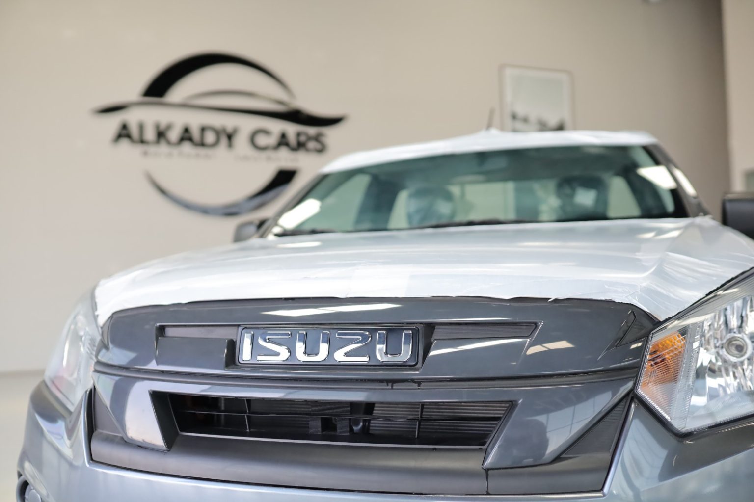 ISUZU D-MAX 1.9L 4X2 MODEL 2025 GCC SPECS - Alkadycars