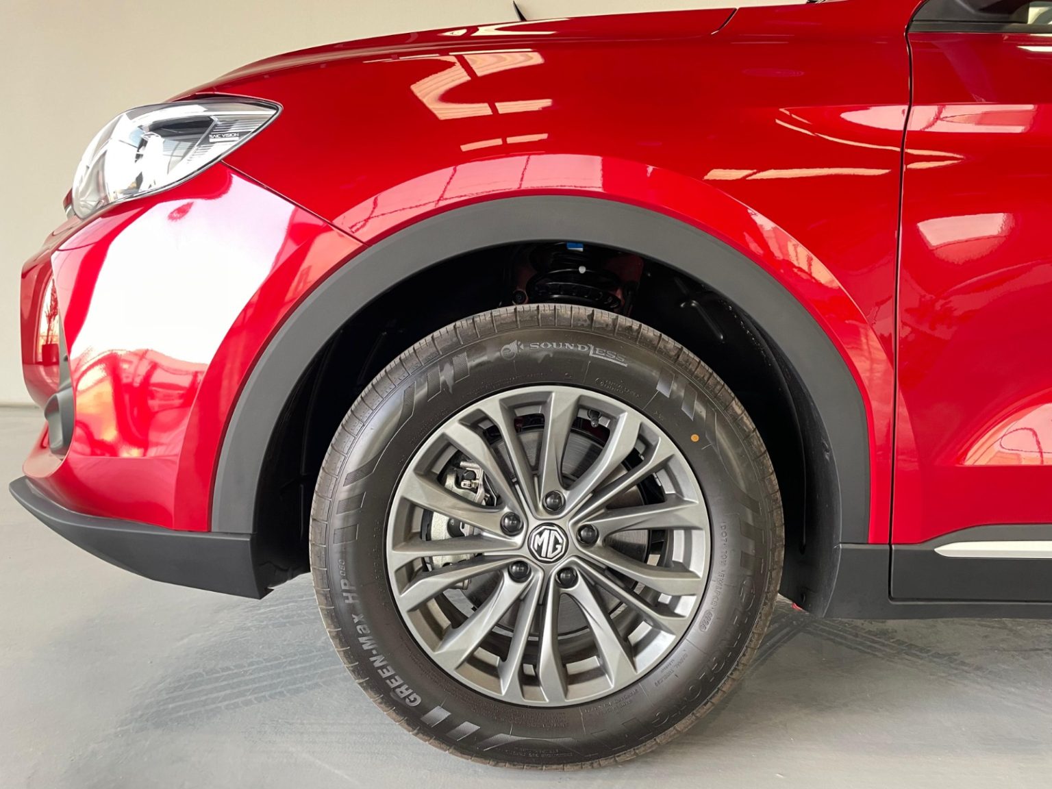 MG ZS 1.5L Comfort (New Shape) 2025 GCC Specs - Alkadycars