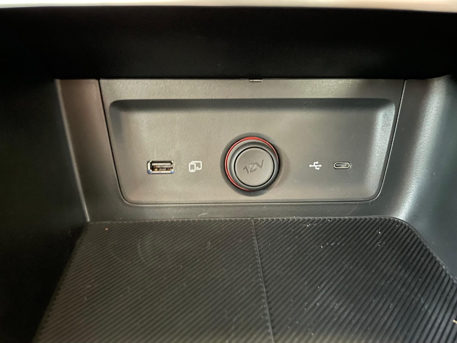 MG ZS 1.5L Comfort (New Shape) 2025 GCC Specs - Alkadycars