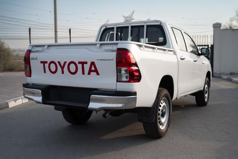Toyota Hilux DLX Basic - Alkadycars