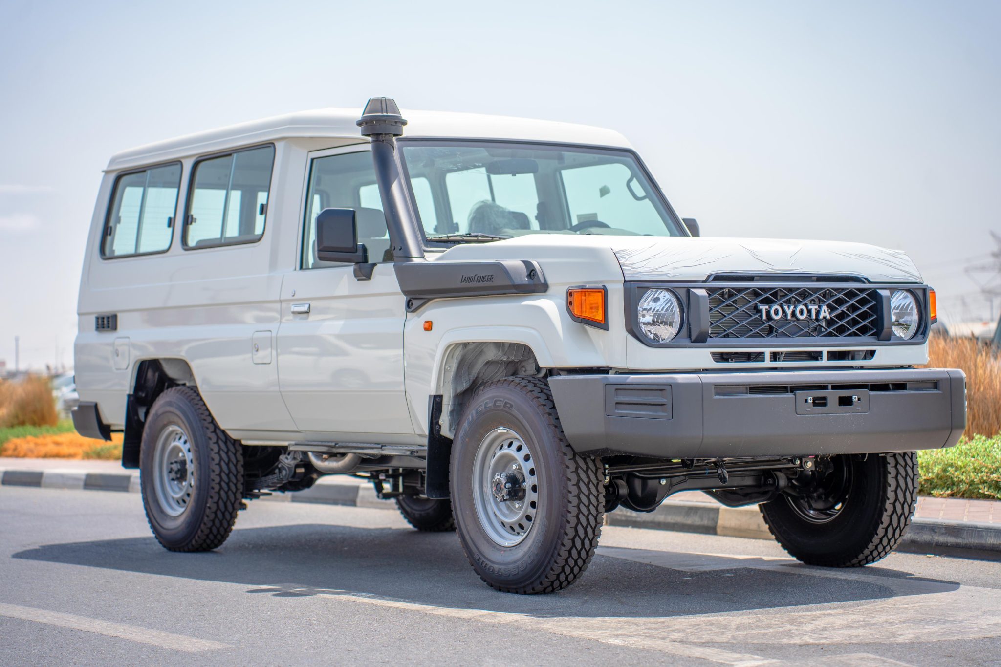 TOYOTA LAND CRUISER 70 LC78 - Alkadycars