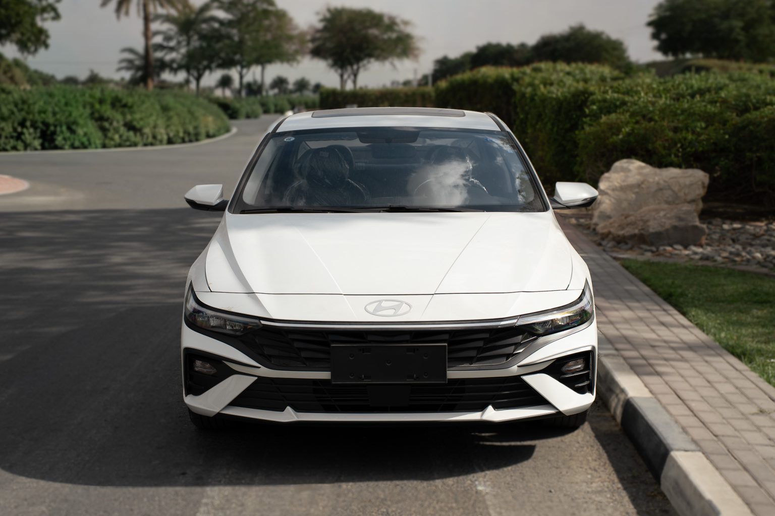 HYUNDAI ELANTRA 1.5 CHINESE SPECS 2025 MODEL FULL OPTION - Alkadycars
