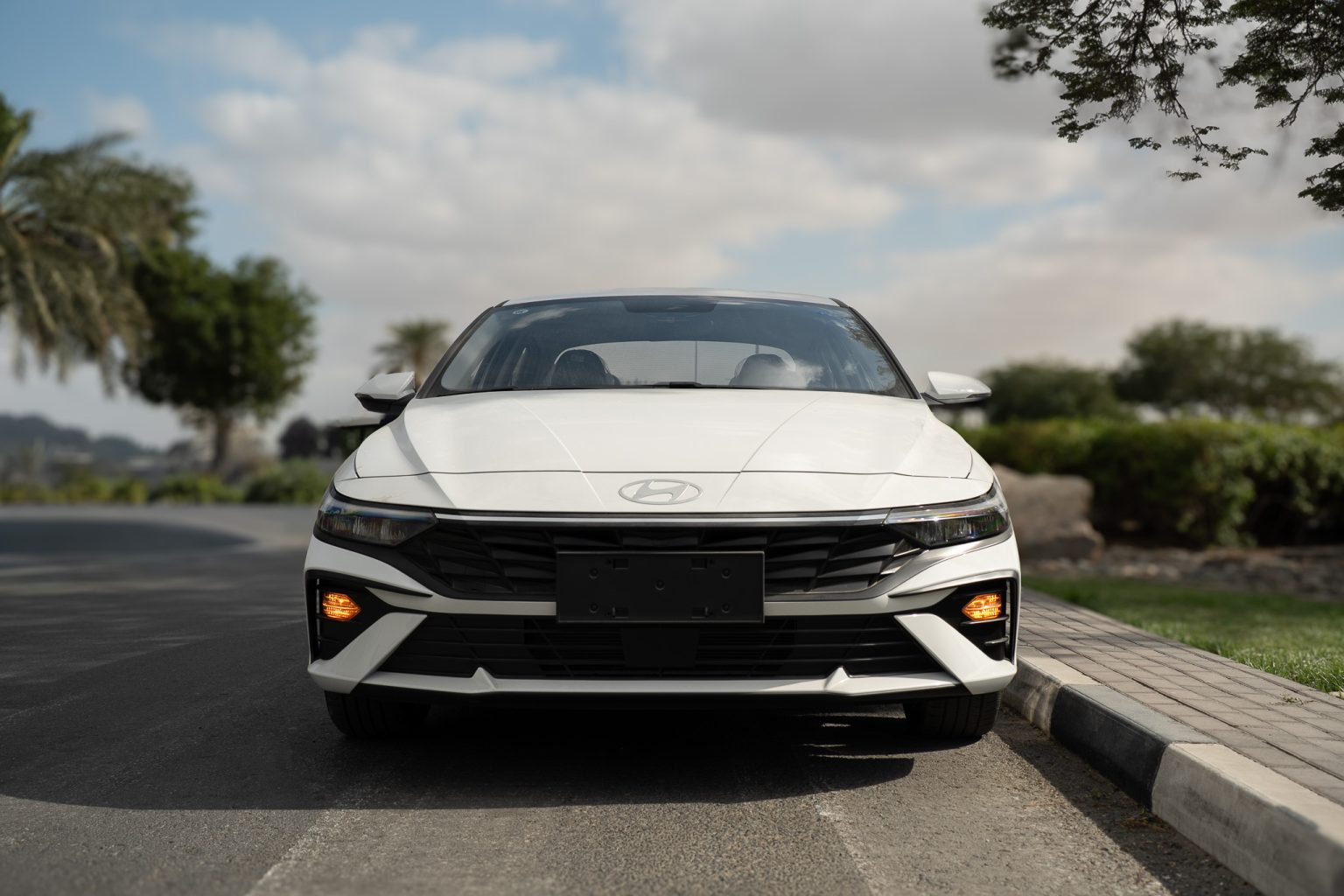 HYUNDAI ELANTRA 1.5 CHINESE SPECS 2025 MODEL FULL OPTION - Alkadycars