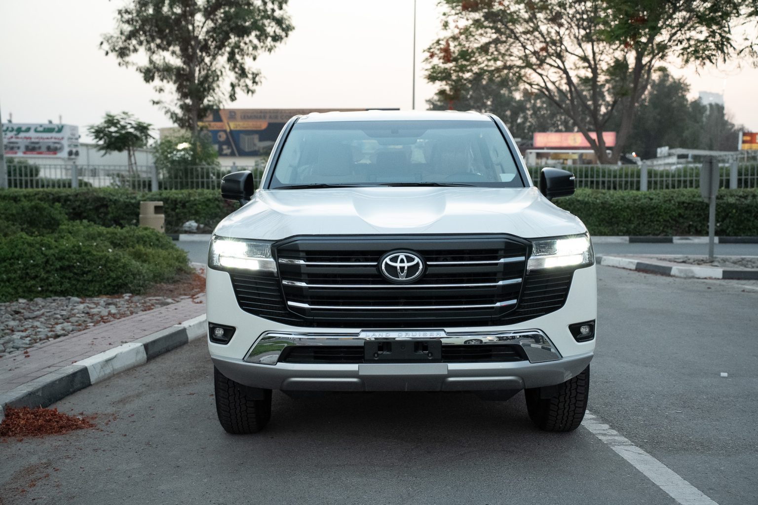 Toyota Land Cruiser 300 GXR 3.3L Twin Turbo Diesel 4WD - Alkadycars